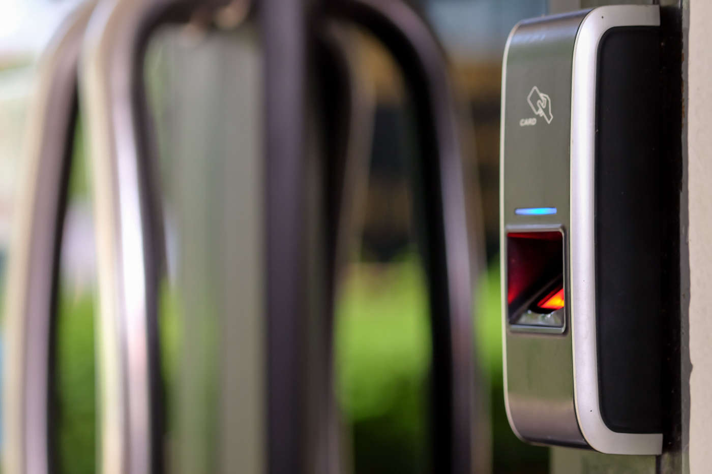 User-friendly and scalable access control systems - degesa